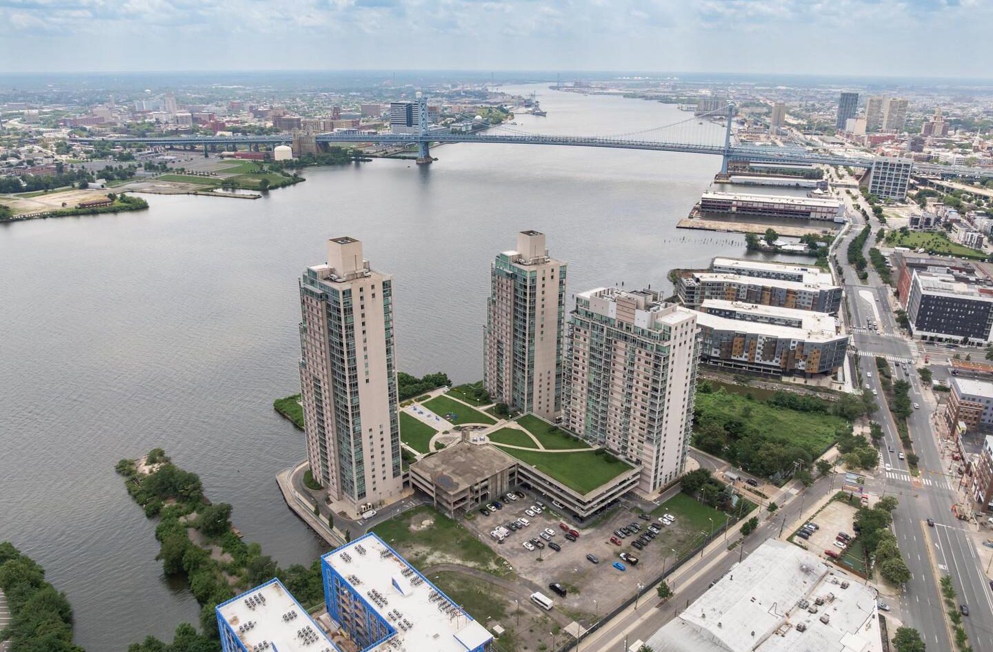 Life Along Philly’s Delaware River: Waterfront Real Estate - Venture ...